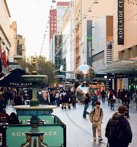 Rundle Mall • Adelaide's Premier Shopping, Dining & Entertainment Precinct